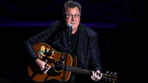 Vince Gill Performs the Heartbreaking Christmas Song He Wrote After His ...